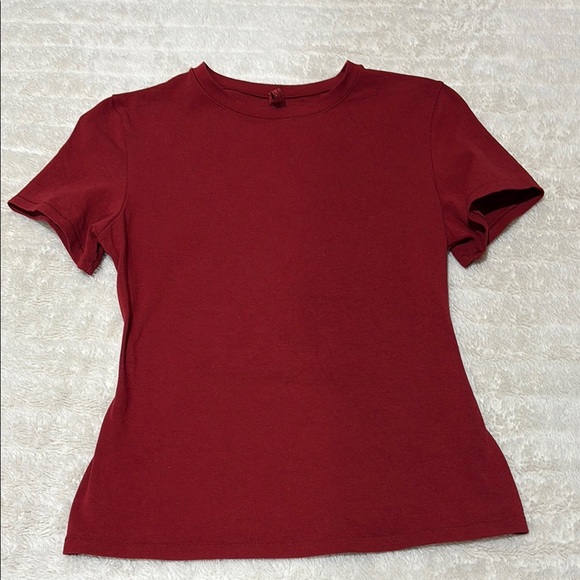 SKIMS | Tops | Skims Top | Poshmark